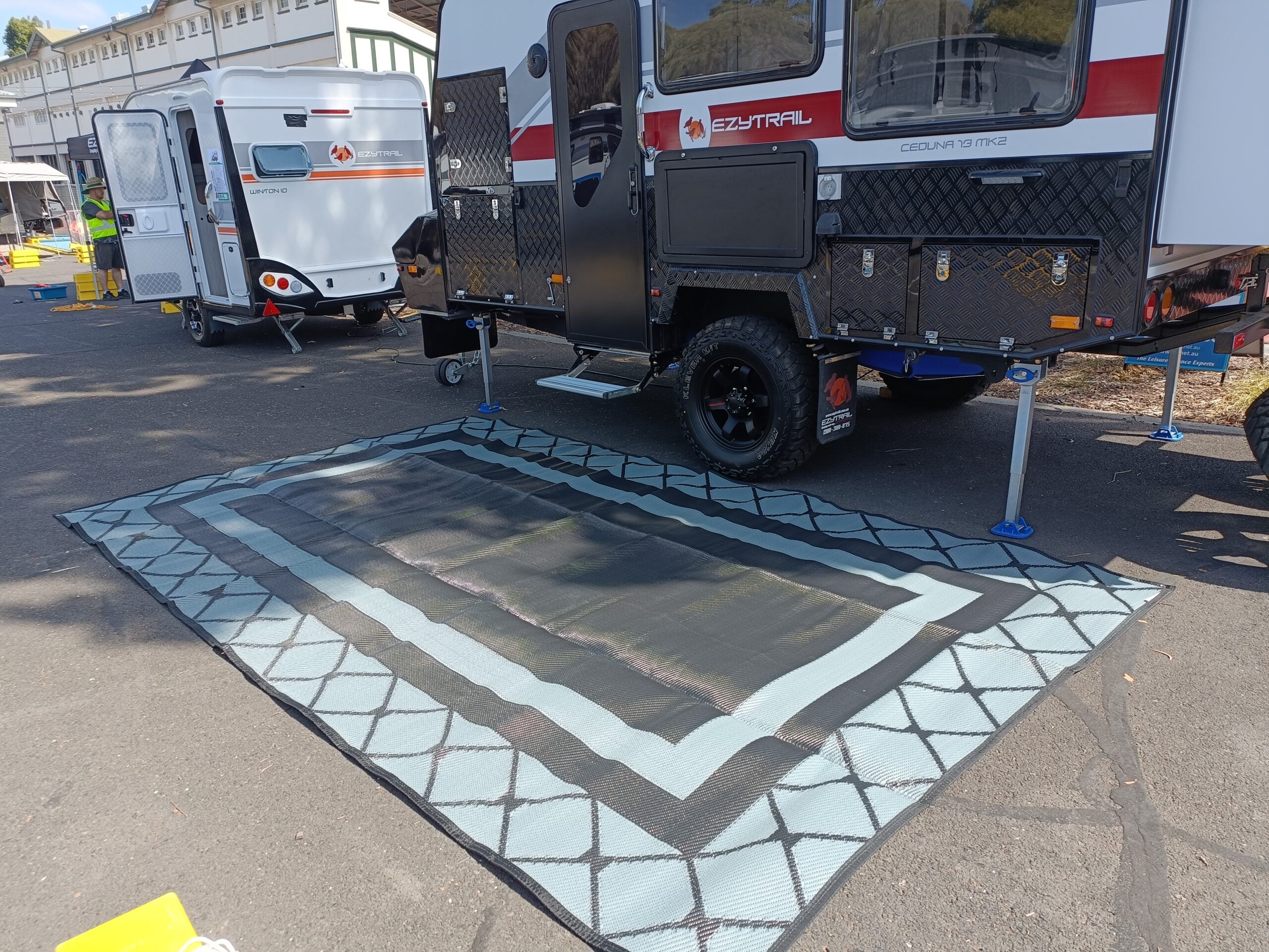 Alfresco 3m x 2.4m recycled mat – Yarra Supply